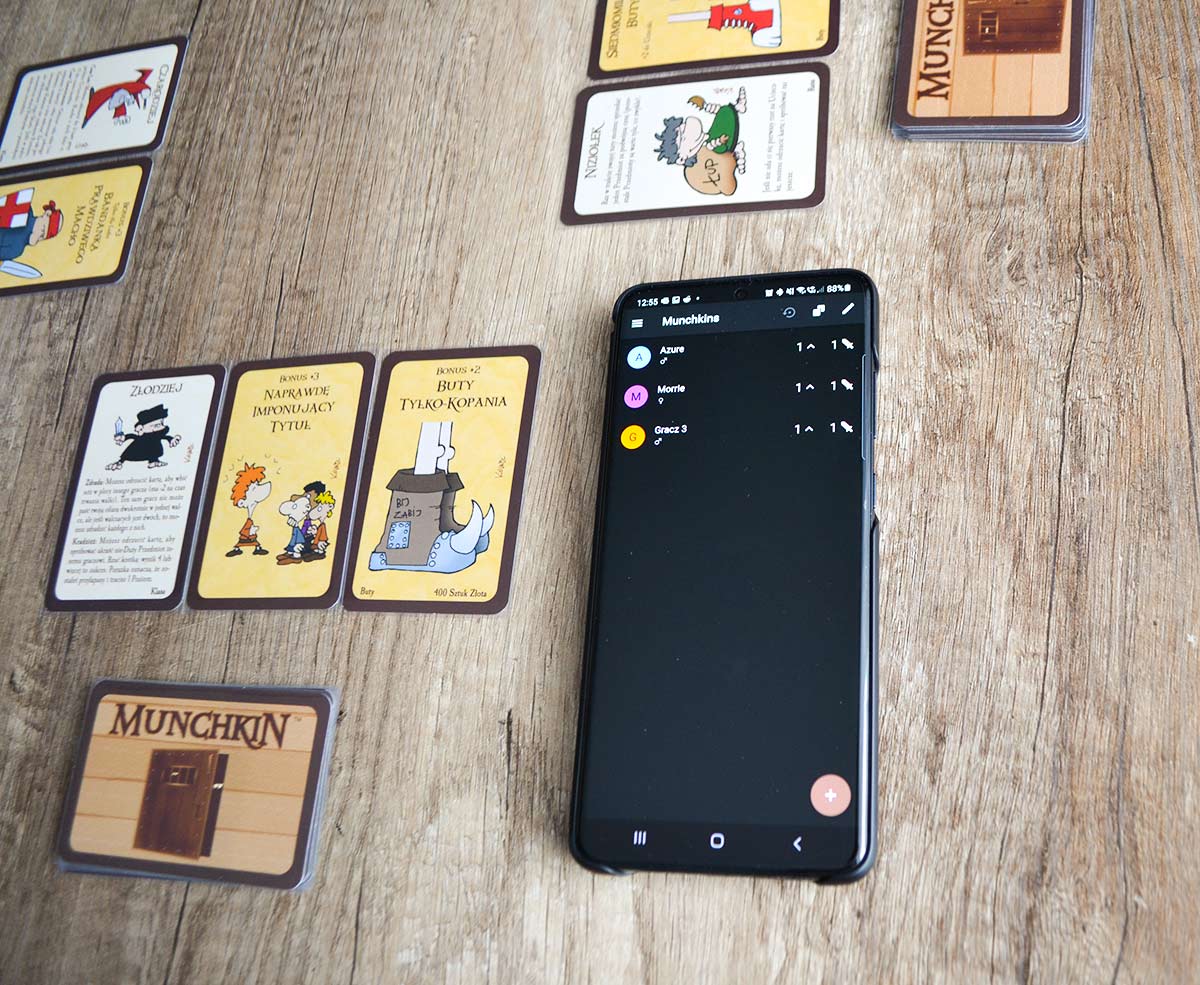 Munchkin gra karciana - złośliwość w "klimacie" RPG - recenzja