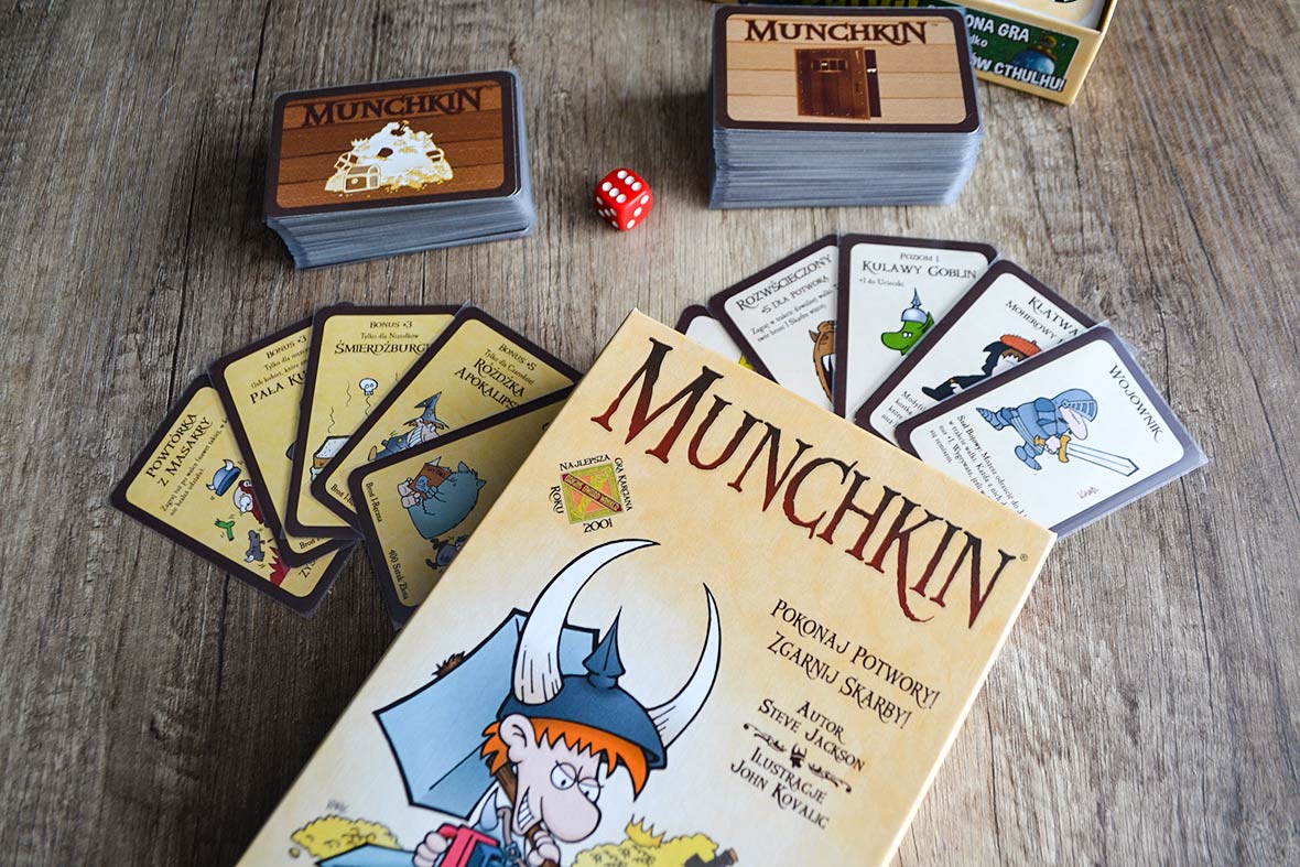Munchkin gra karciana - złośliwość w "klimacie" RPG - recenzja